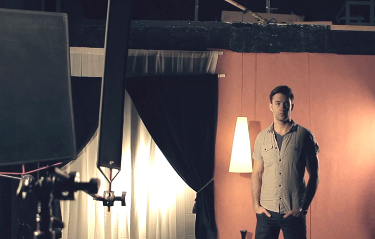 Cinematography Technique: Cutting Light and Creating Shadow