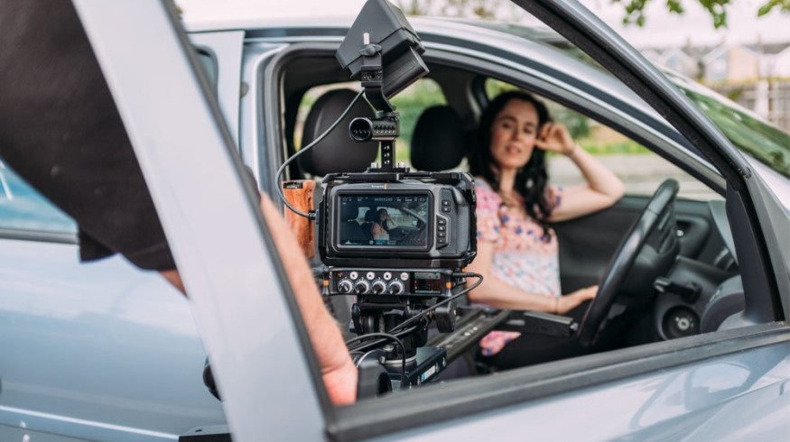 The Pros and Cons of 4 Popular Camera Rental Options